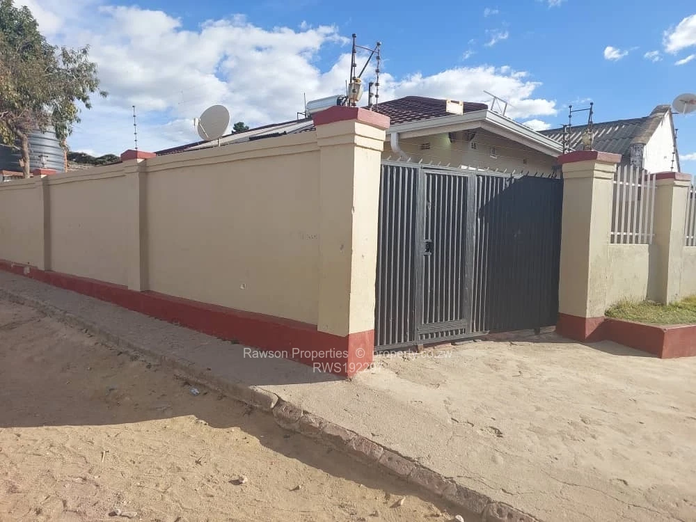 3 Bed Houses for Sale in Mabvuku | RWS192297