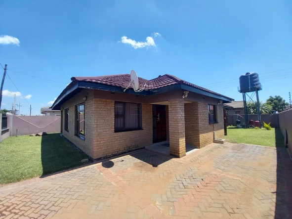 Houses for Sale in Madokero, Harare West | 36 listings | Property.co.zw