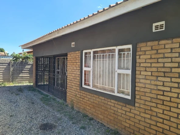 Houses for Sale in Mabvuku, Harare High Density | 6 listings | Property ...