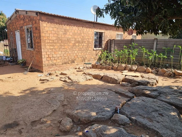 2 Bed House for Sale in Entumbane | NWGP128969