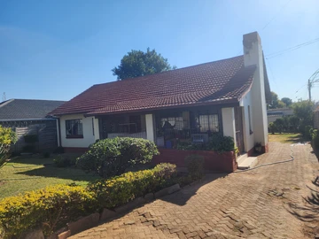 Houses for Sale in Cranborne, Harare South | 3 listings