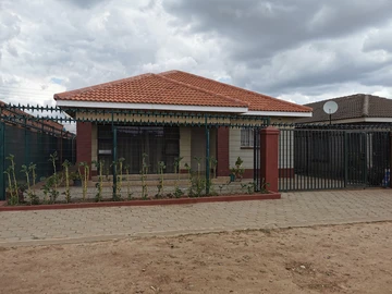 Houses for Sale in Rydale Ridge Park, Harare West | 7 listings