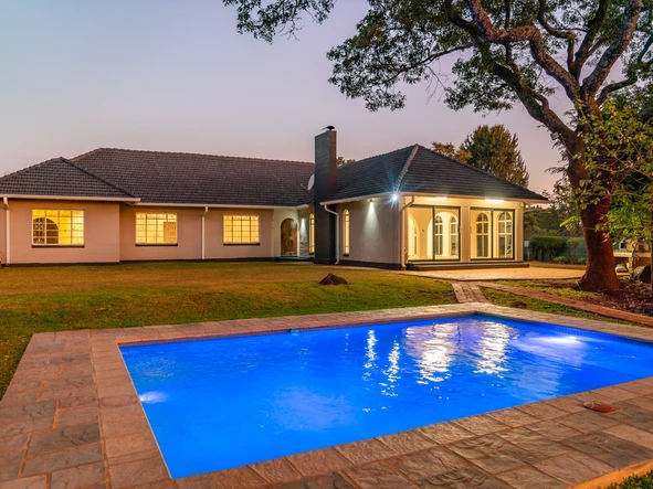 Robert Root in Zimbabwe