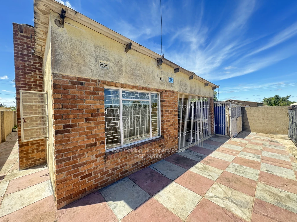 4 Bed House for Sale in Luveve | PGP182808